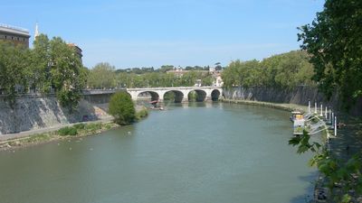 Tyber (Rzeka) • Mapy.com