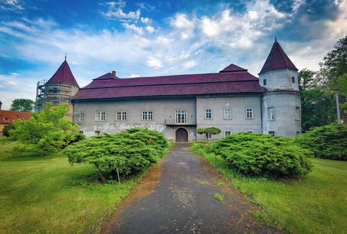 Fotogalerie • Zámek Lochovice (Zámek) • Mapy.com