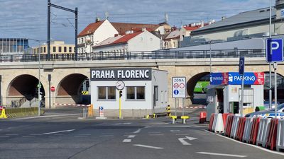 Praha, ÚAN Florenc ♿ (Autobusové nádraží) • Mapy.com