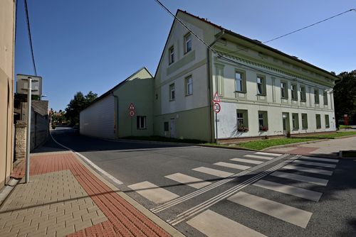 Fotogalerie • Tachlovice (Obec) • Mapy.cz