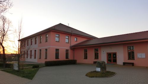 Fotogalerie • Tachlovice (Obec) • Mapy.cz