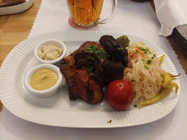 Restaurant Elodia (Choťánky) • Firmy.cz