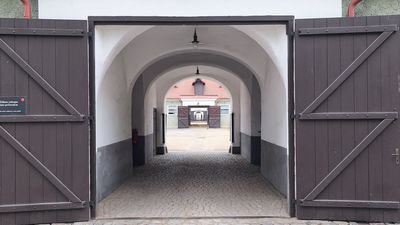 Národní hřebčín Kladruby nad Labem (Jezdectví) • Mapy.com