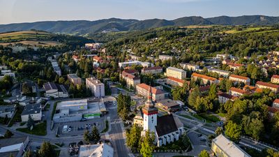 Handlová (Mesto) • Mapy.com