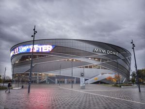 MVM Dome (Sports complex) • Mapy.com