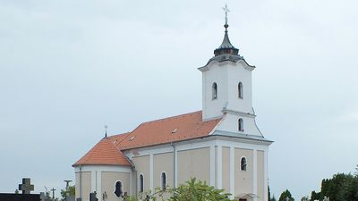 Komjatice (Dedina) • Mapy.com
